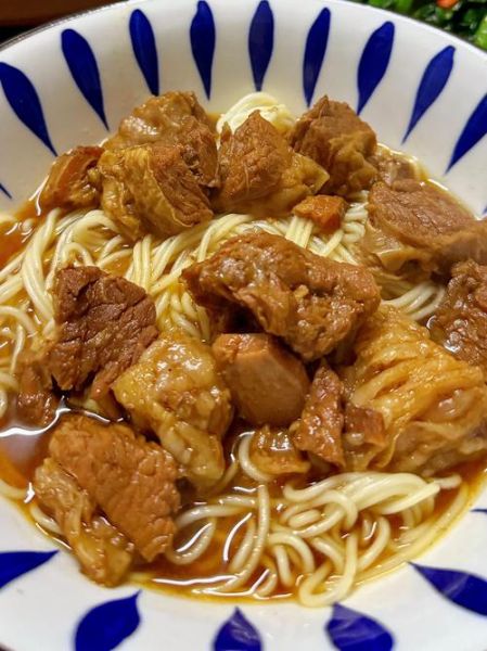 牛肉面怎么做好吃_家常牛肉面做法视频-第1张图片-山城妙识