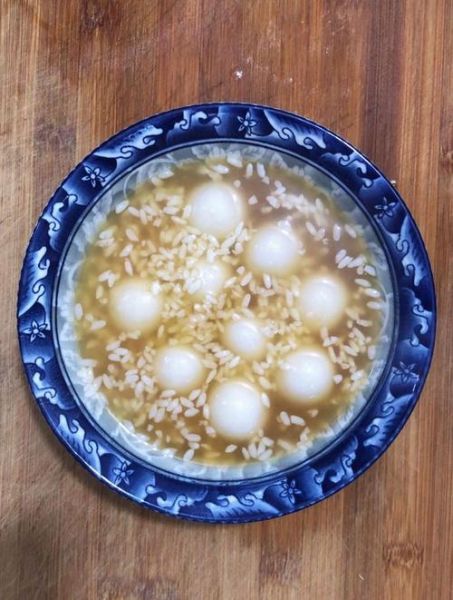 先煮米酒还是先煮汤圆_汤圆米酒正确顺序-第1张图片-山城妙识 先煮米酒还是先煮汤圆_汤圆米酒正确顺序-第1张图片-山城妙识