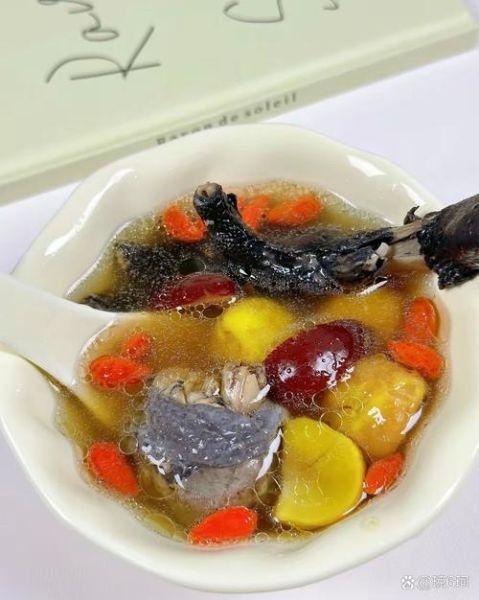 乌鸡汤怎么去腥_乌鸡汤去腥最有效的方法-第2张图片-山城妙识 乌鸡汤怎么去腥_乌鸡汤去腥最有效的方法-第2张图片-山城妙识