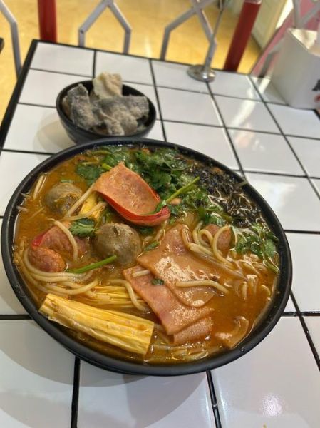 正宗小锅米线配方窍门_如何熬出鲜浓高汤-第3张图片-山城妙识 正宗小锅米线配方窍门_如何熬出鲜浓高汤-第3张图片-山城妙识