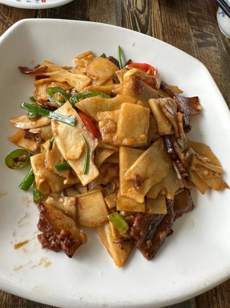 新鲜竹笋怎么做好吃_新鲜竹笋的做法大全窍门-第2张图片-山城妙识 新鲜竹笋怎么做好吃_新鲜竹笋的做法大全窍门-第2张图片-山城妙识