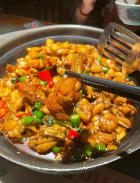 干锅牛蛙怎么做才正宗_干锅牛蛙正宗做法-第2张图片-山城妙识