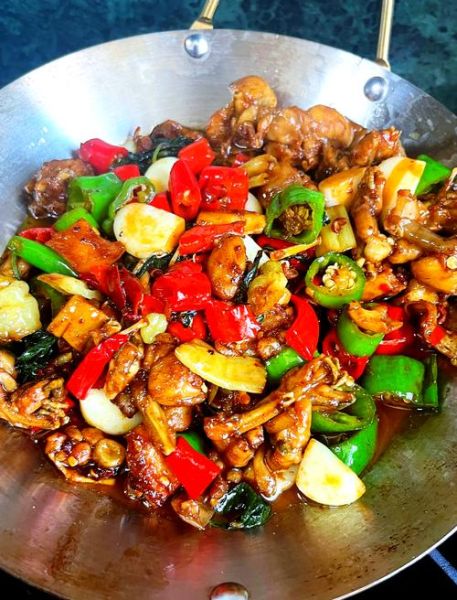 干锅牛蛙怎么做才正宗_干锅牛蛙正宗做法-第3张图片-山城妙识