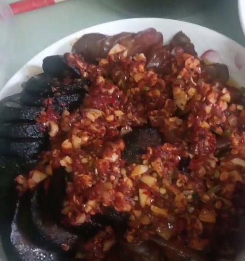 腊味合蒸是哪里的_湖南腊味合蒸正宗做法-第1张图片-山城妙识 腊味合蒸是哪里的_湖南腊味合蒸正宗做法-第1张图片-山城妙识