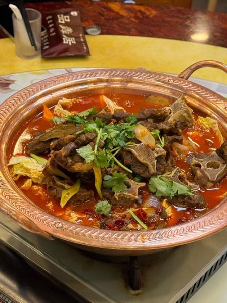 羊蝎子配菜有哪些_羊蝎子配菜怎么搭配-第1张图片-山城妙识 羊蝎子配菜有哪些_羊蝎子配菜怎么搭配-第1张图片-山城妙识