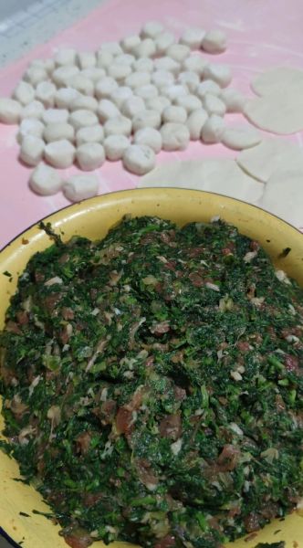 荠荠菜饺子馅怎么调_荠荠菜饺子馅的做法窍门-第1张图片-山城妙识 荠荠菜饺子馅怎么调_荠荠菜饺子馅的做法窍门-第1张图片-山城妙识