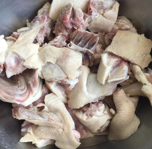 老鸭汤怎么炖才香_老鸭汤去腥技巧-第2张图片-山城妙识 老鸭汤怎么炖才香_老鸭汤去腥技巧-第2张图片-山城妙识