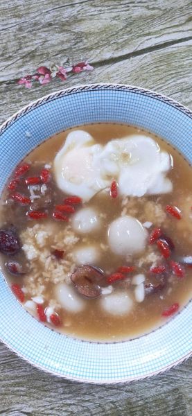 甜酒鸡蛋汤圆怎么煮好吃_甜酒汤圆煮多久不糊锅-第1张图片-山城妙识 甜酒鸡蛋汤圆怎么煮好吃_甜酒汤圆煮多久不糊锅-第1张图片-山城妙识