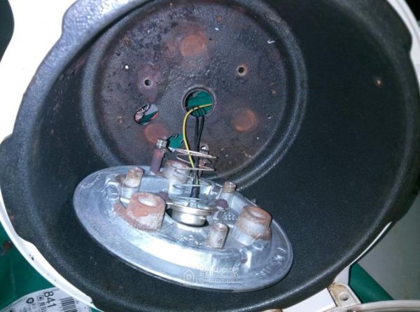 苏泊尔电压力锅怎么拆_苏泊尔电压力锅拆解图-第3张图片-山城妙识 苏泊尔电压力锅怎么拆_苏泊尔电压力锅拆解图-第3张图片-山城妙识